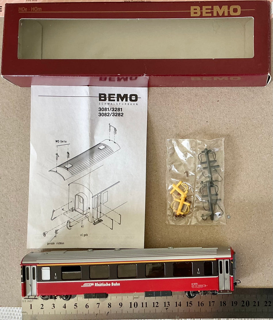 BEMO 3281 102 1st class Passenger car RhB HOe 9mm Narrow gauge (PRE-OW | Casula Hobbies