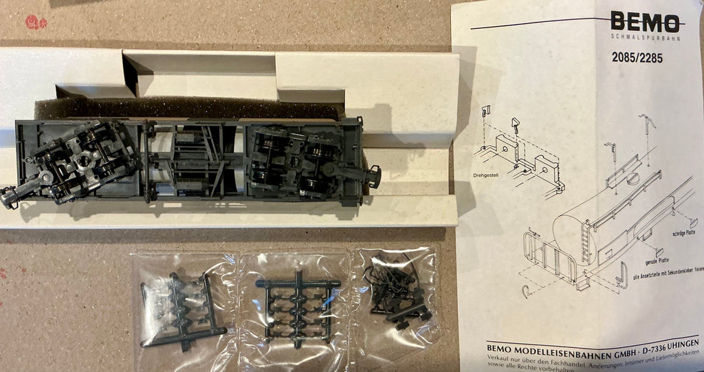 BEMO H0e 9mm 2285-115 - Fad 8724 Kiestransportwagen “BAS” RhB Railway ...